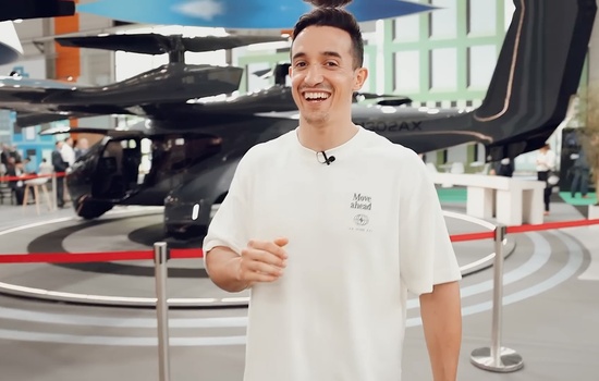 Tibo Inshape sert la soupe aux patrons de l'aviation - Par Alizée ...